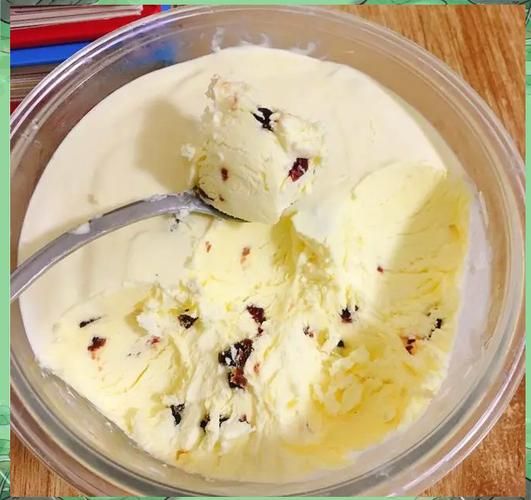 不用奶油怎么做冰淇淋_家庭简易冰淇淋做法-第1张图片-山城妙识