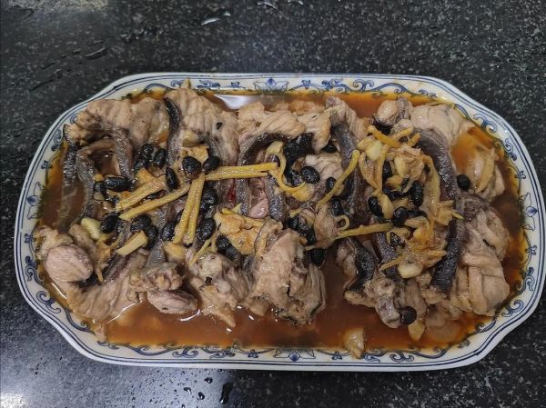 塘鲺鱼怎么杀_塘鲺鱼宰杀技巧-第2张图片-山城妙识 塘鲺鱼怎么杀_塘鲺鱼宰杀技巧-第2张图片-山城妙识