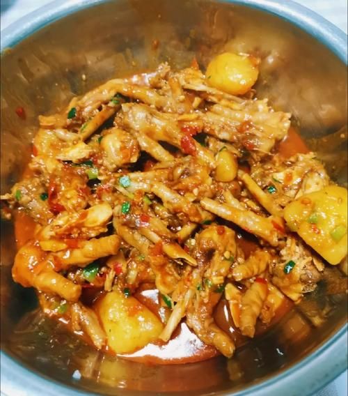 卤鸡爪鸡翅的做法及配料_卤鸡爪鸡翅怎么做好吃-第2张图片-山城妙识