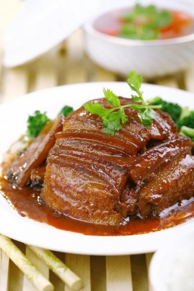 扣肉同什么菜一起煮好吃_扣肉搭配蔬菜推荐-第2张图片-山城妙识