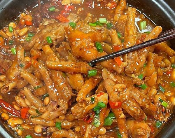 软烂鸡爪怎么做好吃_软烂鸡爪的做法大全-第1张图片-山城妙识