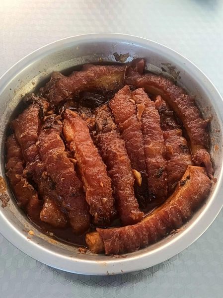 湖南虎皮扣肉怎么做_扣肉蒸多久才软烂-第3张图片-山城妙识