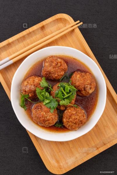 狮子头汤的家常做法_狮子头汤怎么炖不腥-第3张图片-山城妙识