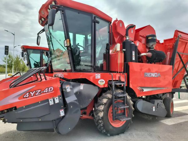 玉米收割机价格多少钱一台_玉米收割机图片及价格表-第3张图片-山城妙识