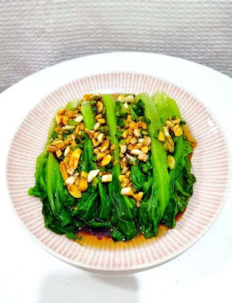 白灼生菜怎么保持翠绿_白灼生菜焯水几分钟-第1张图片-山城妙识 白灼生菜怎么保持翠绿_白灼生菜焯水几分钟-第1张图片-山城妙识