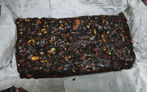 最贵切糕多少钱一公斤_天价切糕为什么这么贵-第1张图片-山城妙识