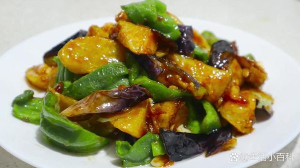 地三鲜用青椒还是尖椒_口感差异大吗-第3张图片-山城妙识 地三鲜用青椒还是尖椒_口感差异大吗-第3张图片-山城妙识