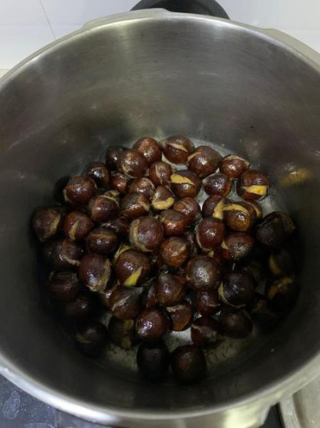 高压锅蒸栗子要多久_高压锅蒸栗子怎么开口-第1张图片-山城妙识 高压锅蒸栗子要多久_高压锅蒸栗子怎么开口-第1张图片-山城妙识
