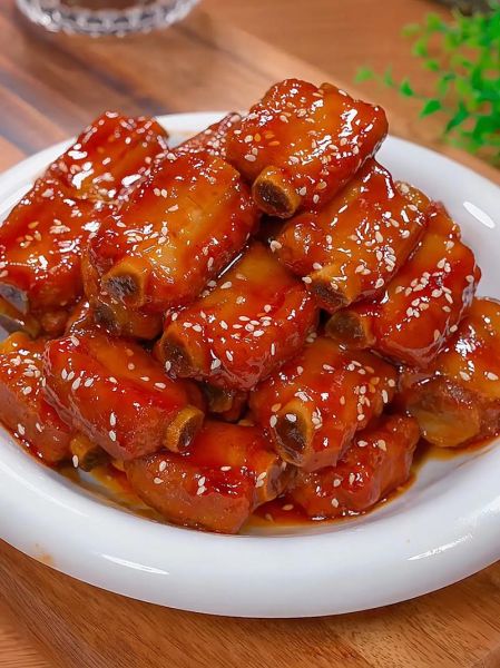 糖醋排骨怎么做_糖醋排骨的做法视频完整版-第1张图片-山城妙识