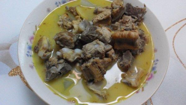 冬瓜烧排骨怎么做_冬瓜烧排骨的做法步骤-第1张图片-山城妙识