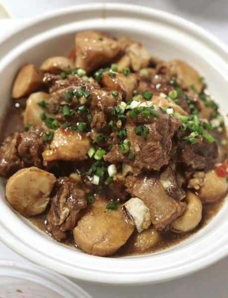 芋头炖排骨的功效_孕妇可以吃吗-第1张图片-山城妙识