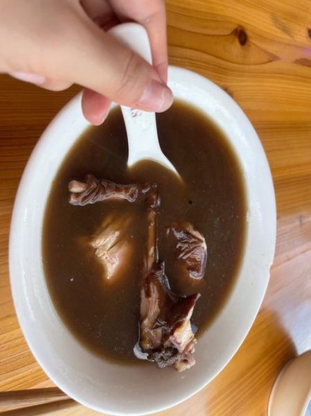 兔肉煲汤用什么锅好_兔肉煲汤放什么材料-第2张图片-山城妙识