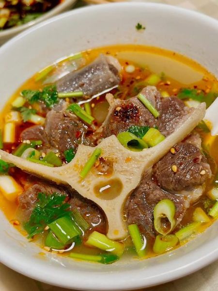 牛尾汤怎么做最好_牛尾汤炖多久最香-第2张图片-山城妙识