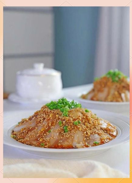 白肉蒜泥怎么做好吃_蒜泥白肉做法步骤-第2张图片-山城妙识