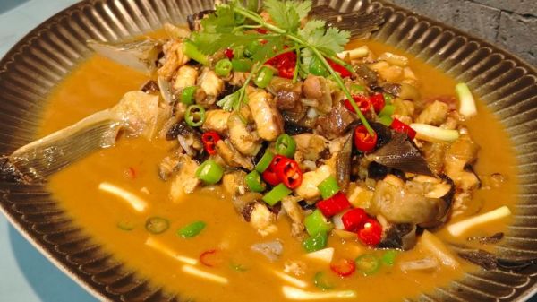 中华鲟鱼怎么做才好吃_中华鲟鱼家常做法-第1张图片-山城妙识