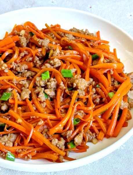 素炒胡萝卜怎么做_素炒胡萝卜的家常做法-第1张图片-山城妙识 素炒胡萝卜怎么做_素炒胡萝卜的家常做法-第1张图片-山城妙识