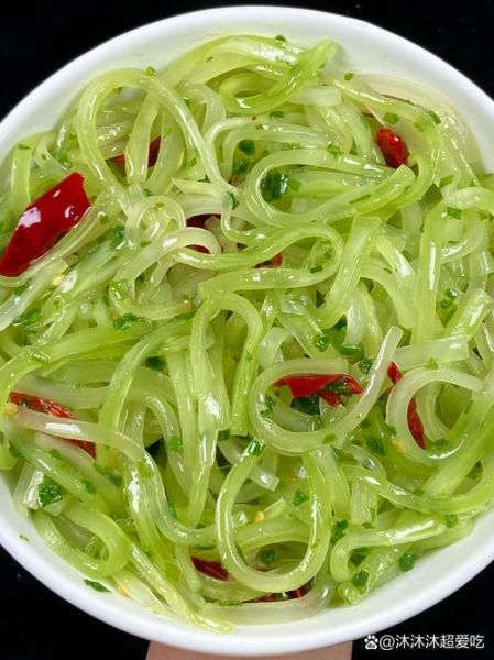 炒莴笋丝怎么做_莴笋丝要不要焯水-第3张图片-山城妙识