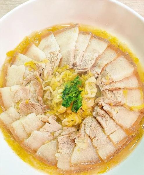 锅仔酸菜白肉怎么做_酸菜白肉锅仔正宗做法-第1张图片-山城妙识 锅仔酸菜白肉怎么做_酸菜白肉锅仔正宗做法-第1张图片-山城妙识