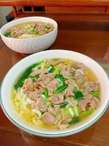 青菜汤面怎么做好吃_青菜汤面热量高吗-第1张图片-山城妙识 青菜汤面怎么做好吃_青菜汤面热量高吗-第1张图片-山城妙识