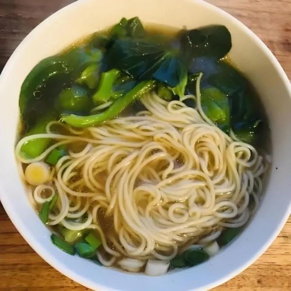 青菜汤面怎么做好吃_青菜汤面热量高吗-第3张图片-山城妙识 青菜汤面怎么做好吃_青菜汤面热量高吗-第3张图片-山城妙识