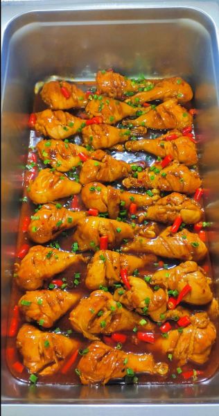 红烧鸡腿肉怎么做好吃_家常红烧鸡腿肉的做法大全-第1张图片-山城妙识