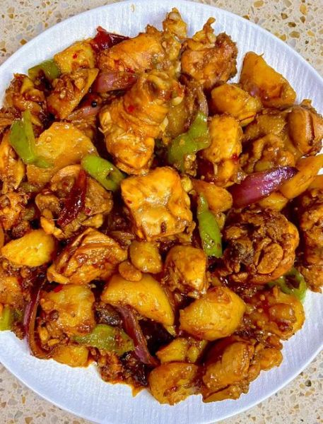 大盘鸡怎么做最正宗_大盘鸡最正宗的做法-第1张图片-山城妙识