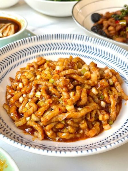 正宗鱼香肉丝配菜表_鱼香肉丝配菜有哪些-第2张图片-山城妙识