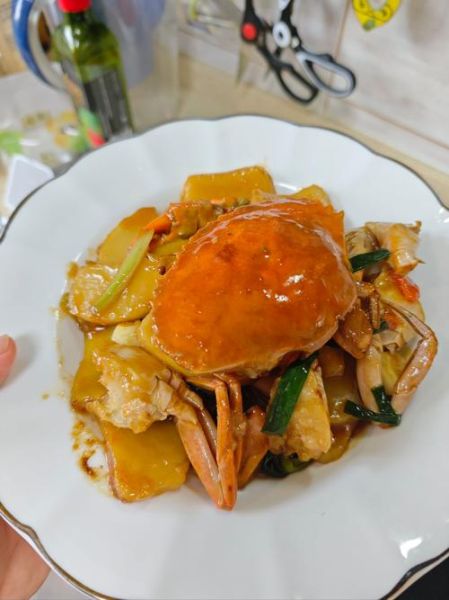 姜葱爆炒螃蟹怎么做_姜葱爆炒螃蟹用哪种蟹-第1张图片-山城妙识