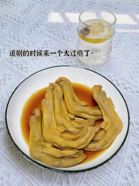 自制泡鸭爪的简单做法_泡鸭爪怎么做好吃又脆-第1张图片-山城妙识