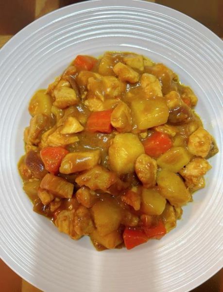 咖喱土豆鸡肉饭怎么做_家常咖喱饭简单做法-第2张图片-山城妙识