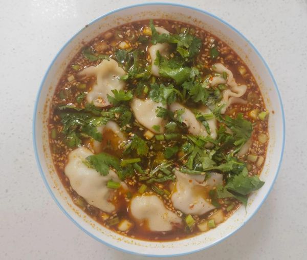 牛肉饺子馅怎么调才嫩_牛肉饺子馅配方比例-第2张图片-山城妙识 牛肉饺子馅怎么调才嫩_牛肉饺子馅配方比例-第2张图片-山城妙识