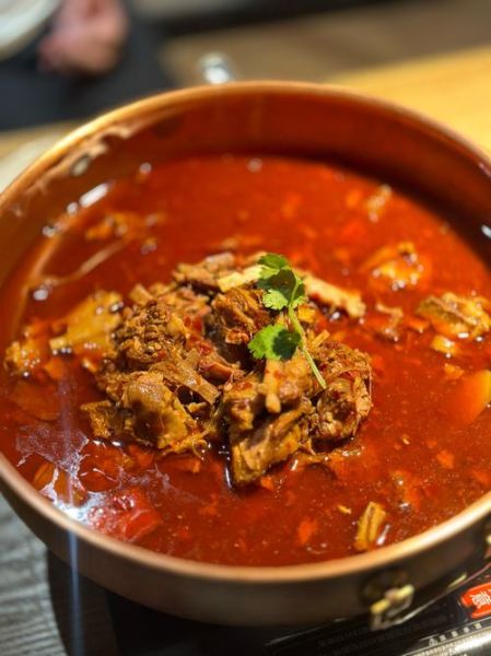 羊肉火锅怎么做才好吃_羊肉火锅去膻味技巧-第1张图片-山城妙识 羊肉火锅怎么做才好吃_羊肉火锅去膻味技巧-第1张图片-山城妙识