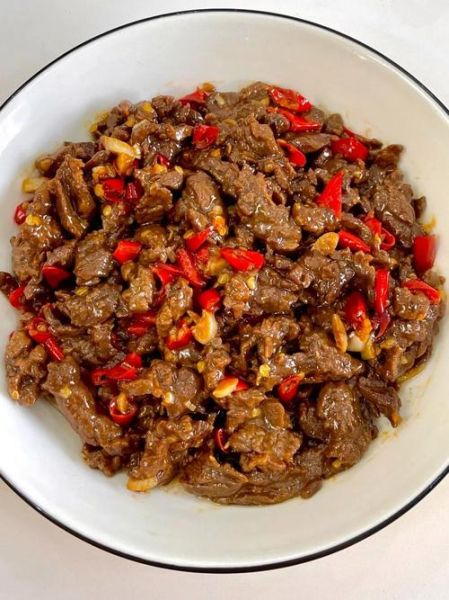 炒牛肉怎么炒才嫩_牛肉不老的小窍门-第1张图片-山城妙识