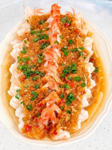 蒜蓉粉丝虾煲怎么做_蒜蓉粉丝虾煲需要蒸多久-第2张图片-山城妙识