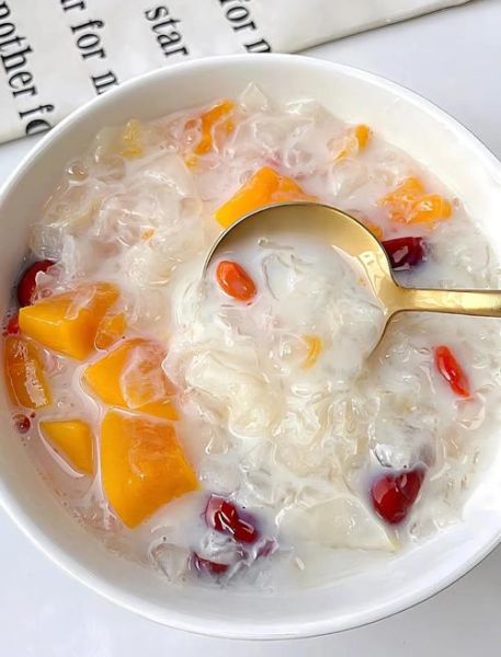 木瓜牛奶银耳羹怎么做_木瓜牛奶银耳羹的功效-第1张图片-山城妙识 木瓜牛奶银耳羹怎么做_木瓜牛奶银耳羹的功效-第1张图片-山城妙识