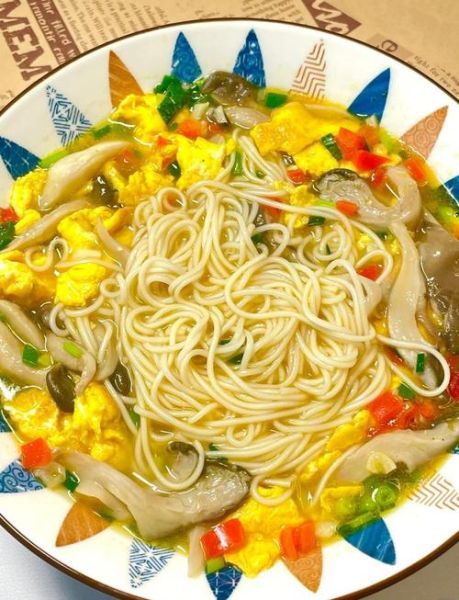 蛋汤面怎么做才好吃_蛋汤面汤底的秘密-第1张图片-山城妙识