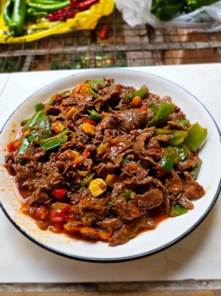 清炒牛肉怎么炒才嫩_清炒牛肉的家常做法-第3张图片-山城妙识
