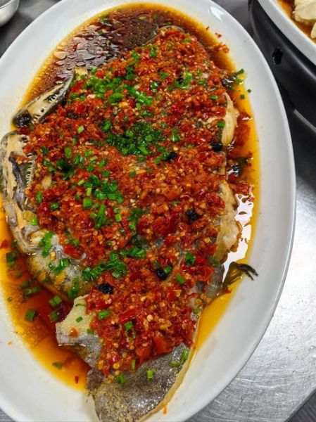 什么鱼适合剁椒鱼头_剁椒鱼头用什么鱼最好吃-第2张图片-山城妙识