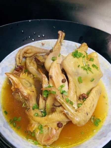 清蒸童子鸡怎么做_清蒸童子鸡需要焯水吗-第1张图片-山城妙识 清蒸童子鸡怎么做_清蒸童子鸡需要焯水吗-第1张图片-山城妙识