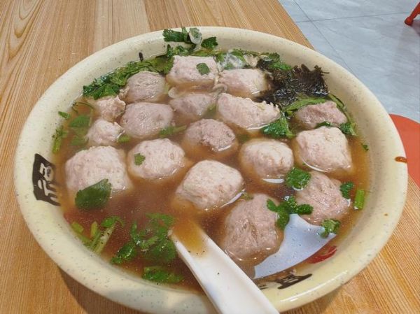 正宗猪肉丸子汤怎么做_猪肉丸子汤的家常做法-第2张图片-山城妙识 正宗猪肉丸子汤怎么做_猪肉丸子汤的家常做法-第2张图片-山城妙识