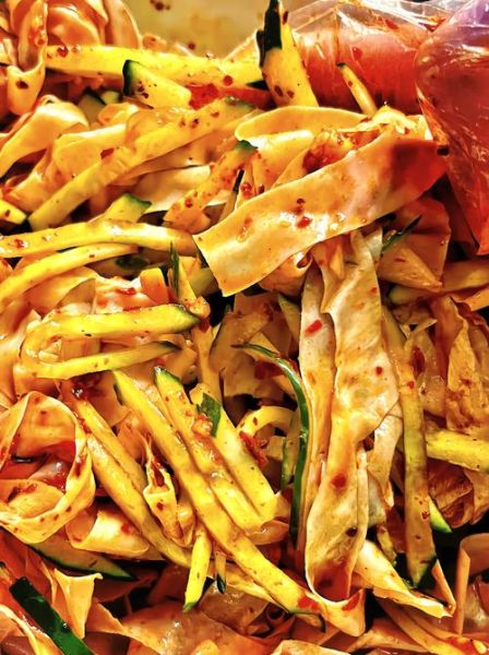 凉拌豆油皮怎么做_豆油皮焯水几分钟才脆-第3张图片-山城妙识 凉拌豆油皮怎么做_豆油皮焯水几分钟才脆-第3张图片-山城妙识