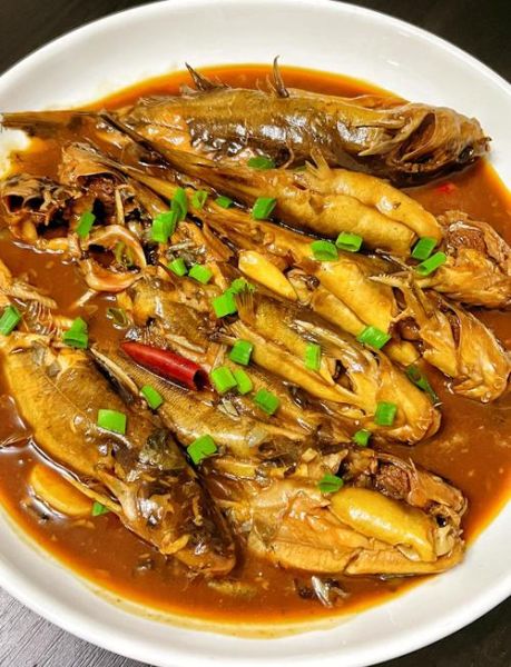 嘎鱼怎么做好吃_嘎鱼炖豆腐的家常做法-第1张图片-山城妙识