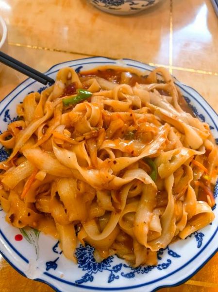 爆炒刀削面怎么做_爆炒刀削面用哪种面条-第1张图片-山城妙识