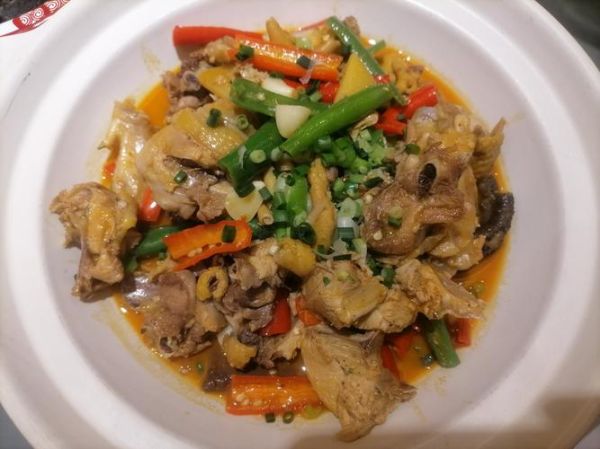 石门土鸡怎么做好吃_石门土鸡炖多久最嫩-第1张图片-山城妙识