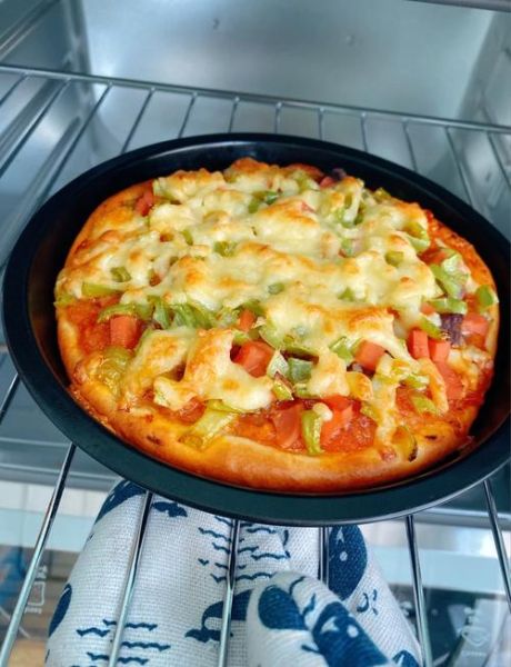 pizza的做法大全_如何在家做出外酥里嫩的披萨-第1张图片-山城妙识