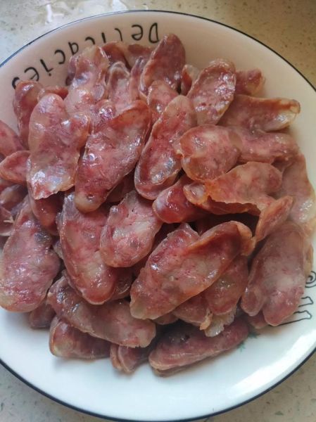 自制腊肠配方比例_腊肠怎么风干-第1张图片-山城妙识