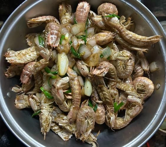 家庭版椒盐皮皮虾怎么做_椒盐皮皮虾家常做法-第3张图片-山城妙识