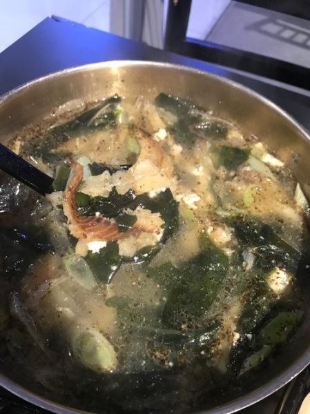 明太鱼汤怎么做_明太鱼汤的功效与禁忌-第1张图片-山城妙识