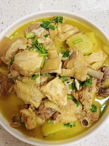 清炖土豆鸡块怎么做_清炖土豆鸡块要焯水吗-第3张图片-山城妙识 清炖土豆鸡块怎么做_清炖土豆鸡块要焯水吗-第3张图片-山城妙识