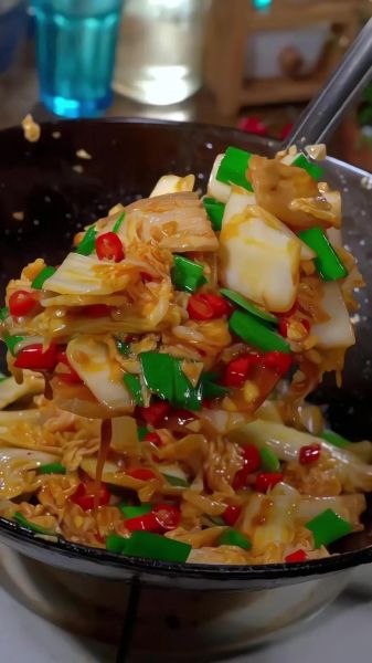 白菜大锅菜怎么做好吃_白菜大锅菜的家常做法-第1张图片-山城妙识